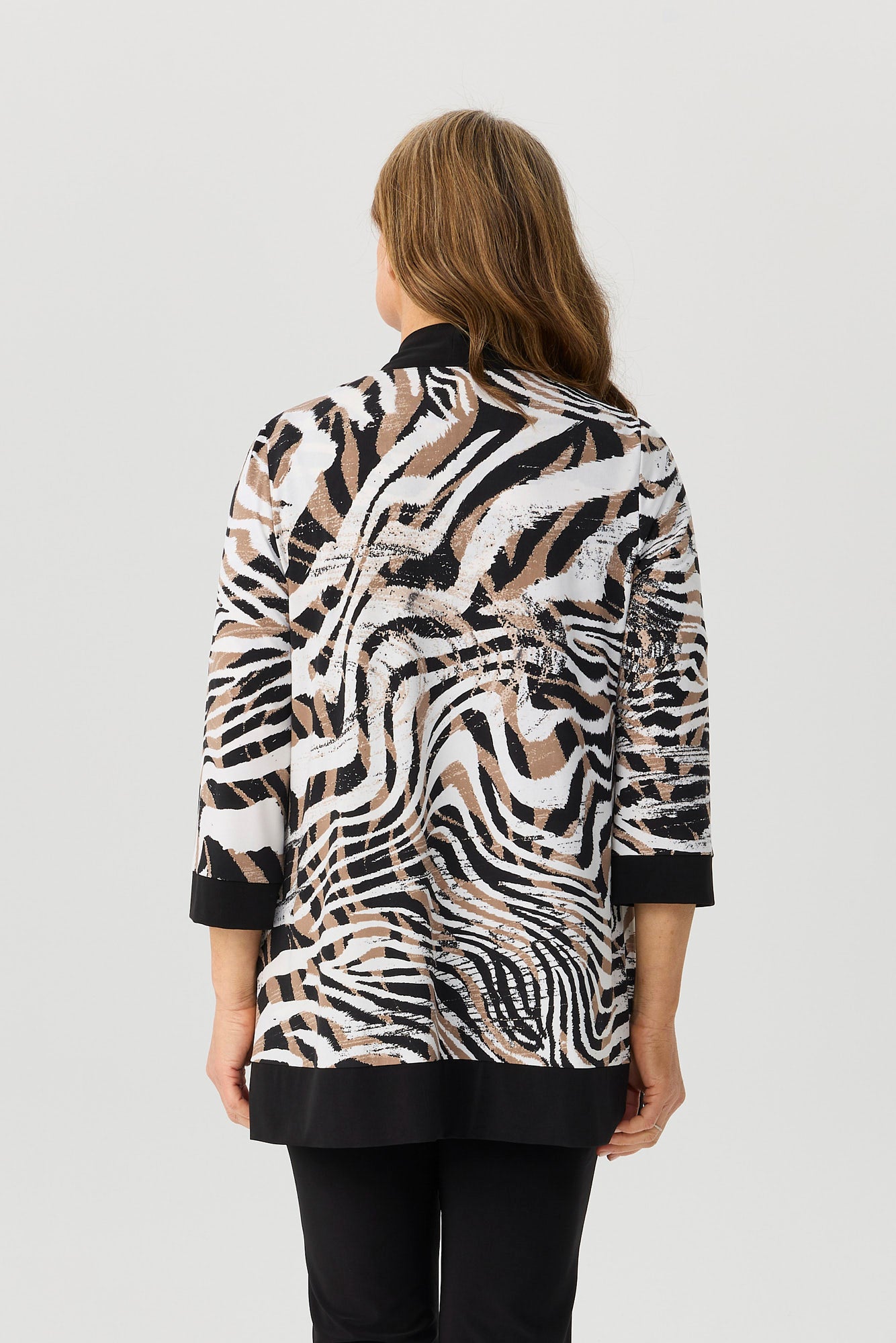 Shop Sabi Swing Cardi in Stone/Black – Fella Hamilton