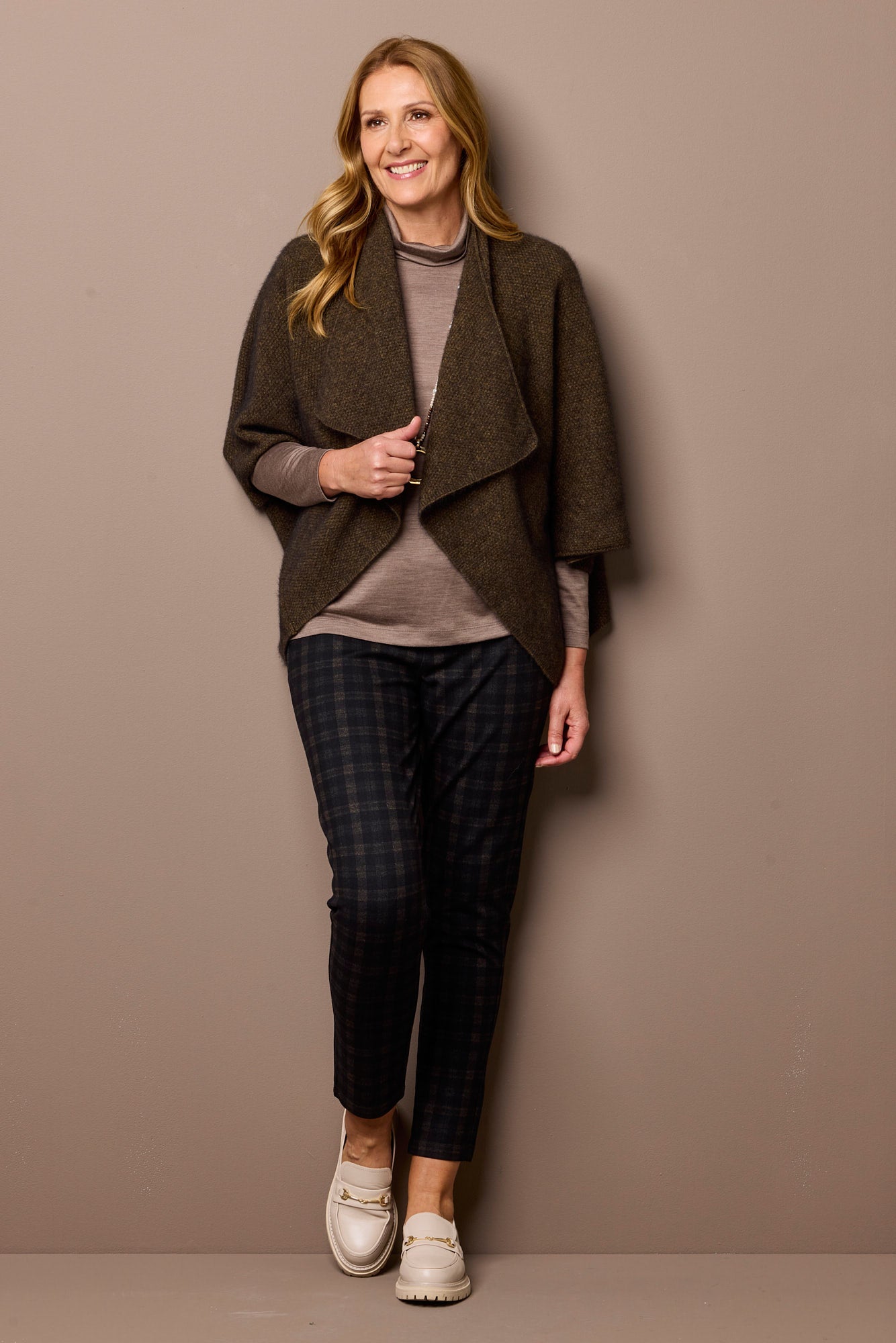 Shop Hedrena Skivvy Long Sleeve Top in Truffle – Fella Hamilton