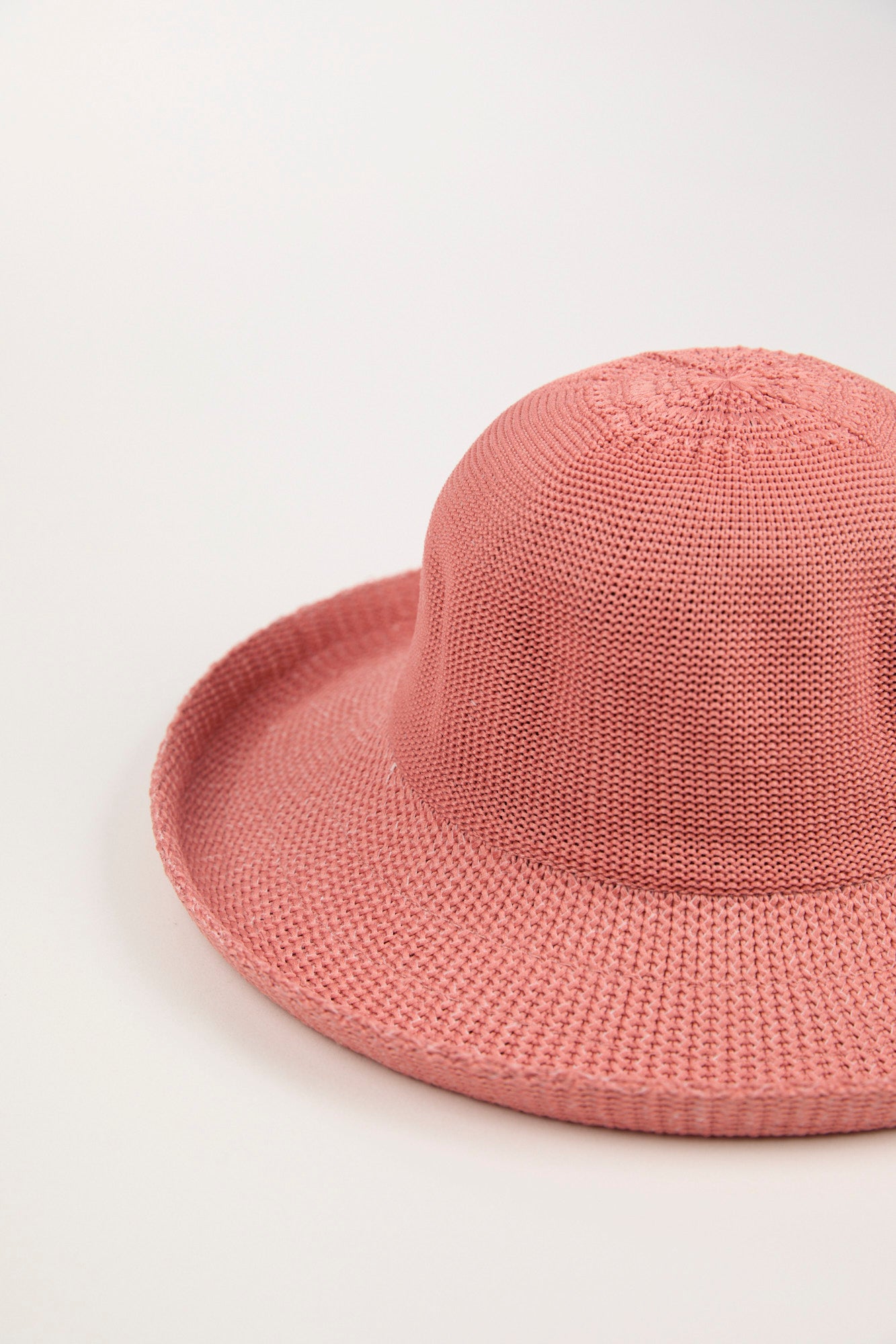 Shop Classic Breton Squash & Wash Hat in Paprika – Fella Hamilton