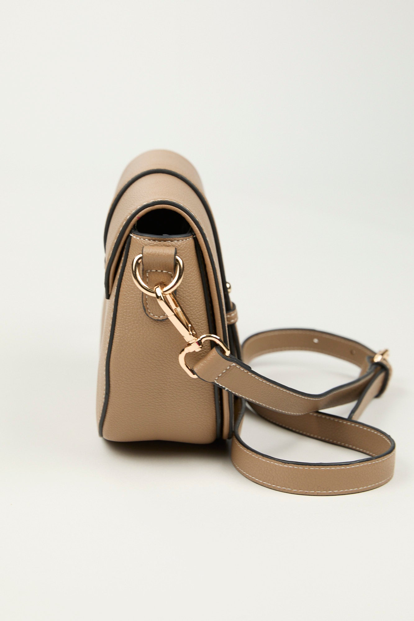Shop Selina Cross Body Saddle Bag in Latte – Fella Hamilton