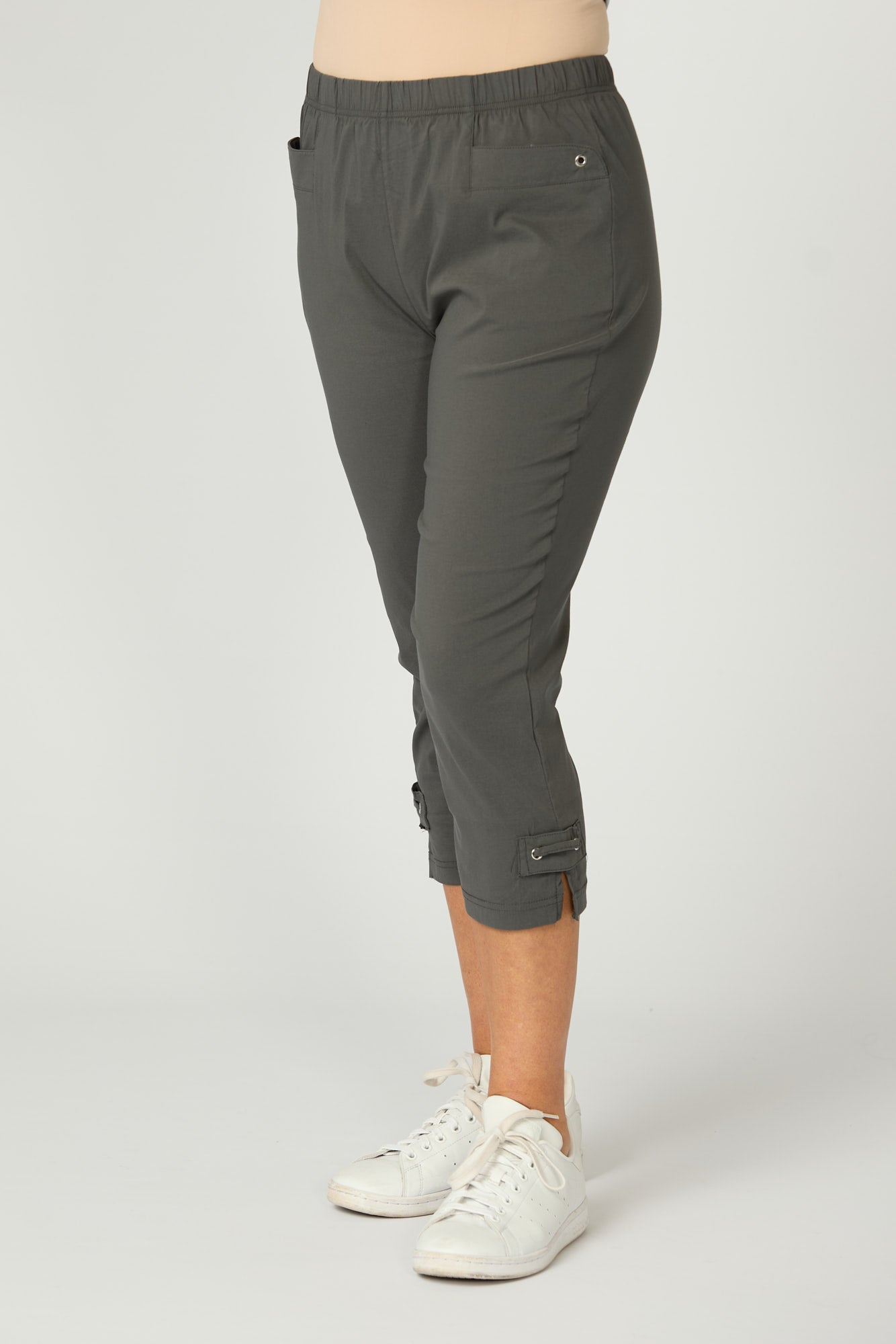 Shop Vibe Stretch Eyelet Crop Pant in Gravel – Fella Hamilton